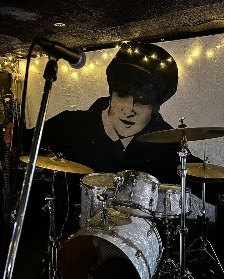 Interview with Helen Anderson about John Lennon – Helen Anderson Designs